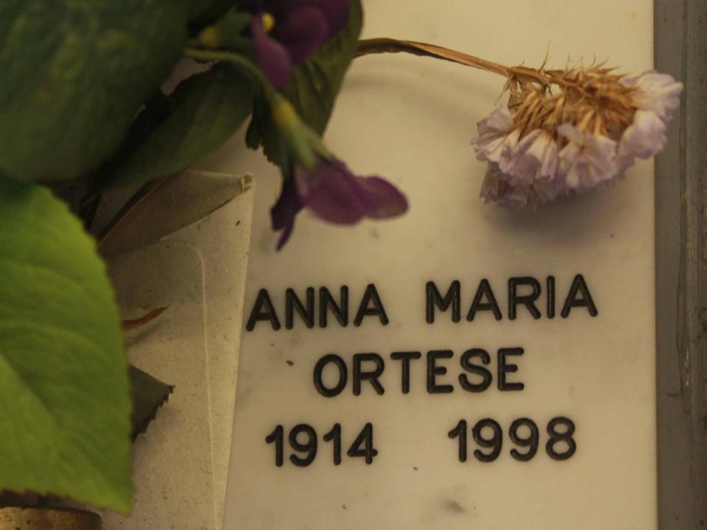 Il mistero e la grazia. Anna Maria Ortese e Napoli | Filodiritto
